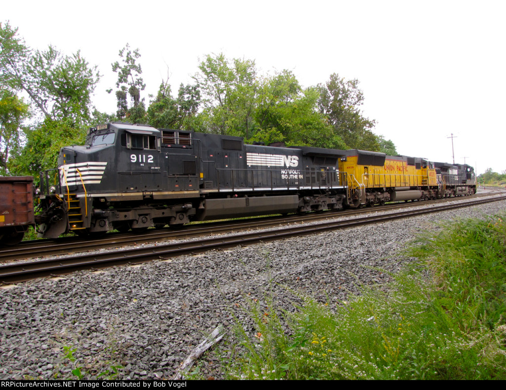 NS 9112 and UP 4828